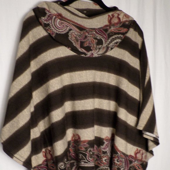 CB casual | Sweaters | Cb Est 962 Poncho Type Sweater Xl Browntan ...